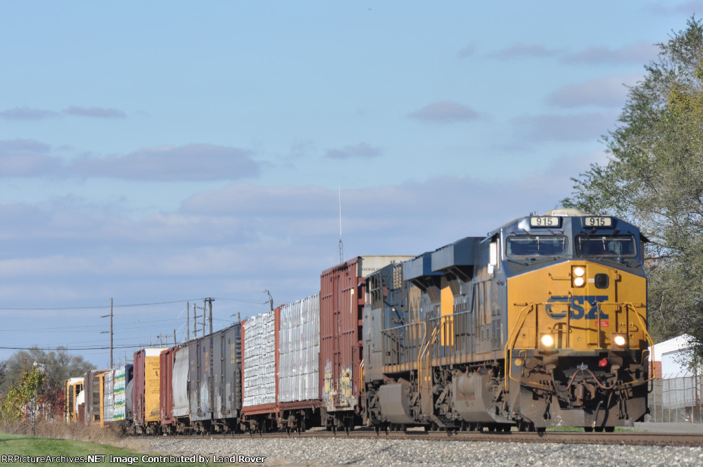 CSXT 915 On CSX Q 339 Eastbound